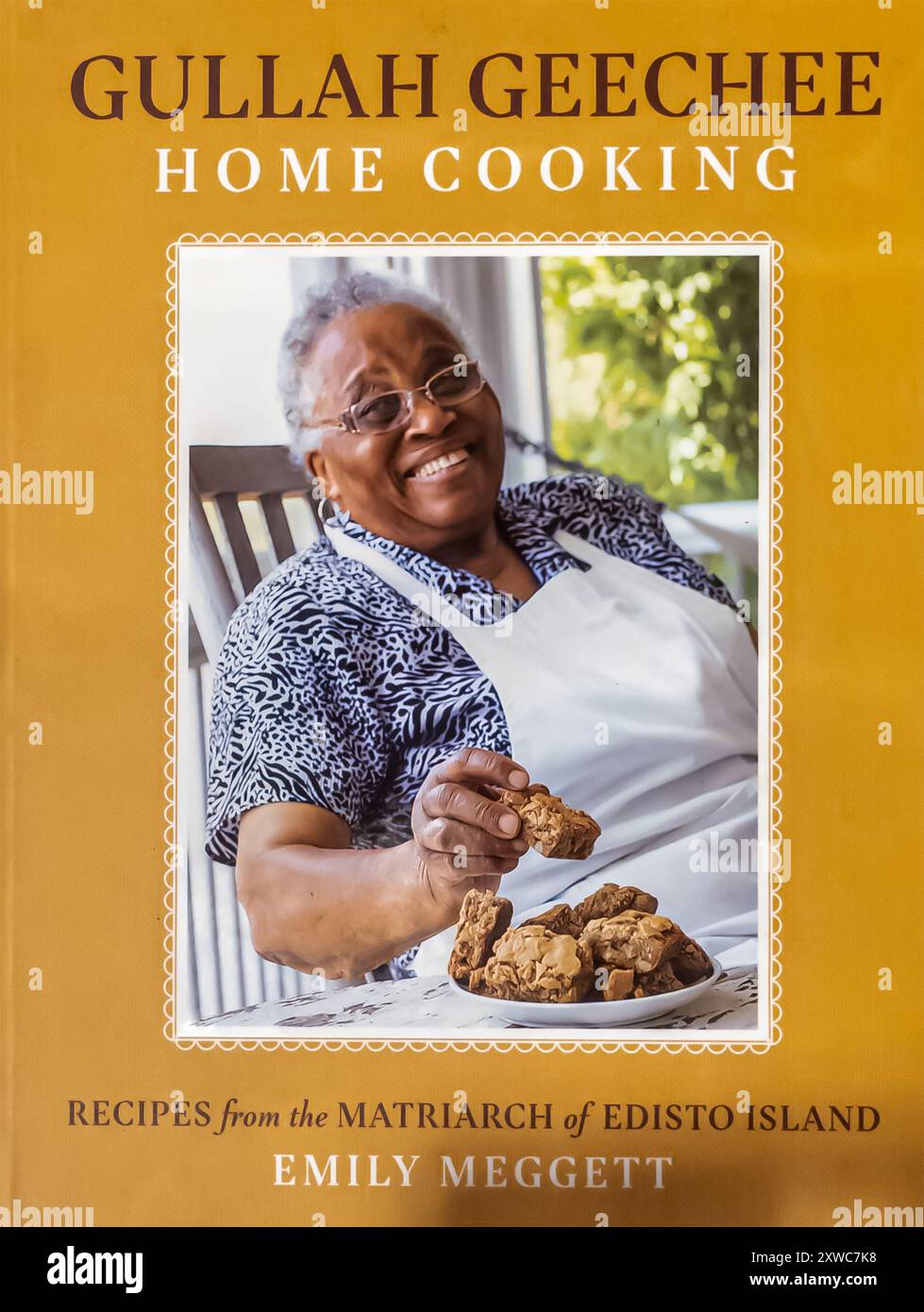 Gullah Geechee Home Cooking: Recipes from the Matriarch of Edisto by Emily Meggett 2022 Stock ...