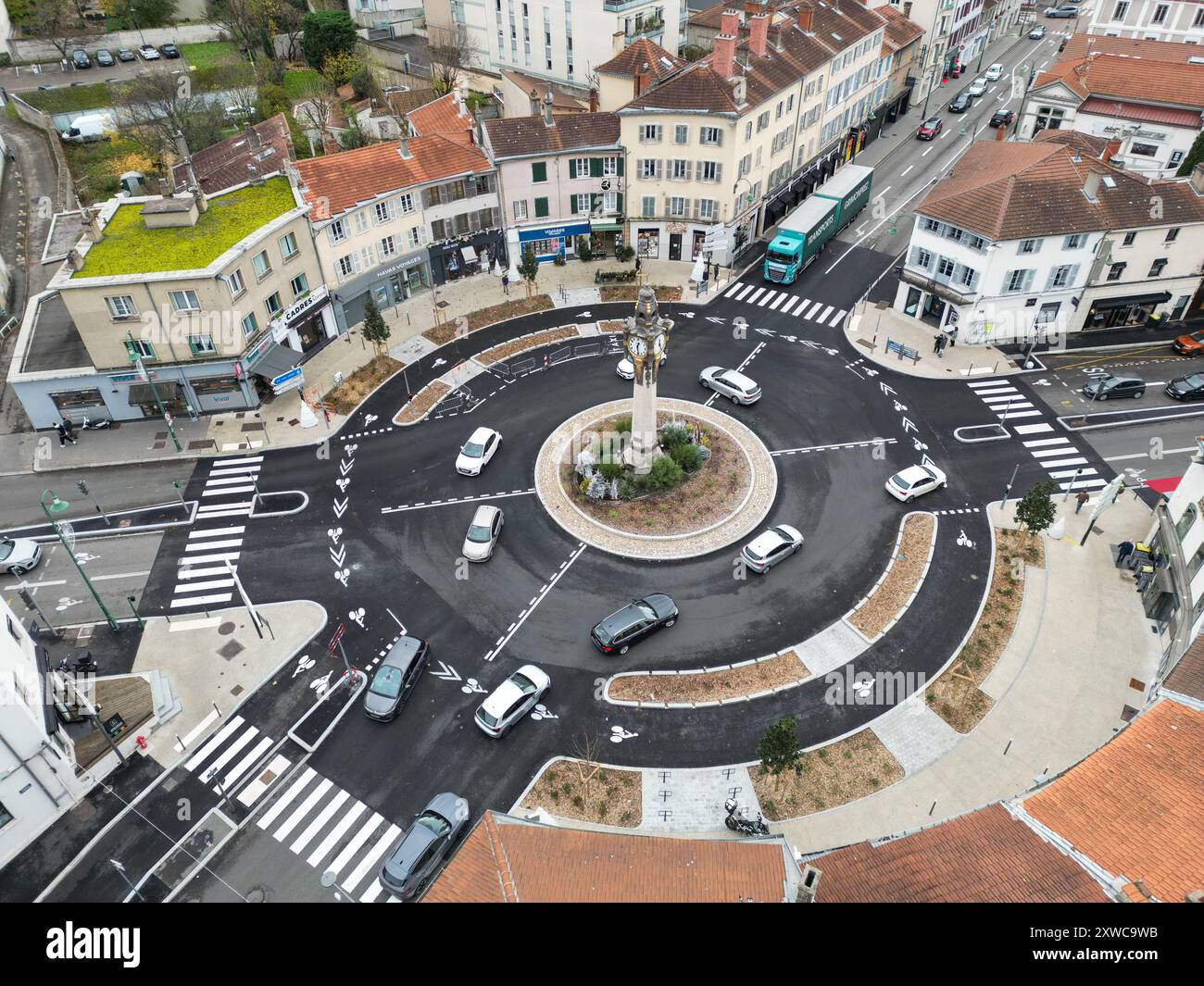 Tassin-la-Demi-Lune (central-eastern France), 2023/12/05: aerial view ...