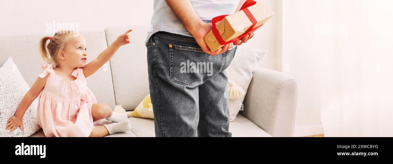 Hiding daddy hi-res stock photography and images - Alamy