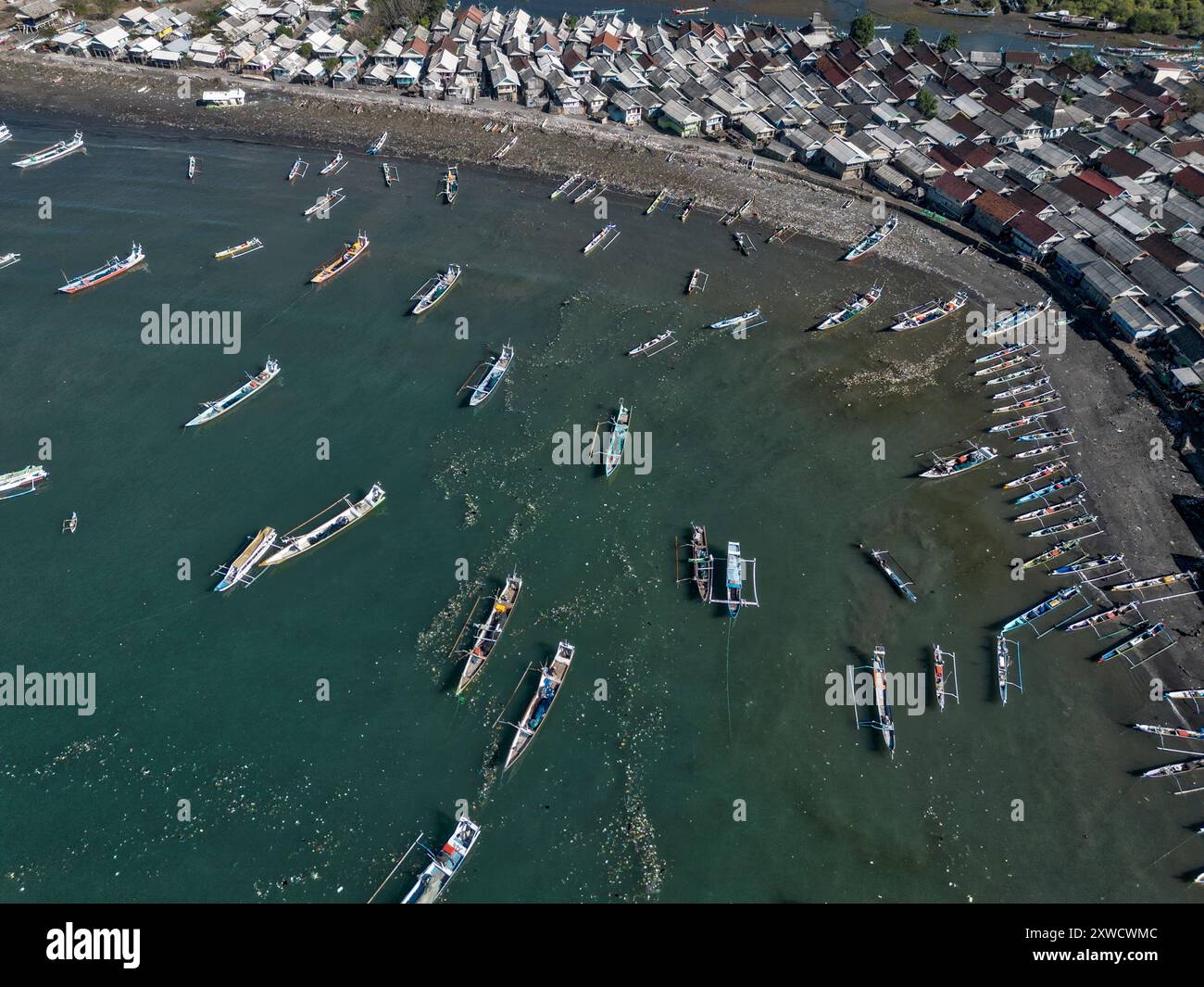 Tanjung luar fish market hi-res stock photography and images - Alamy