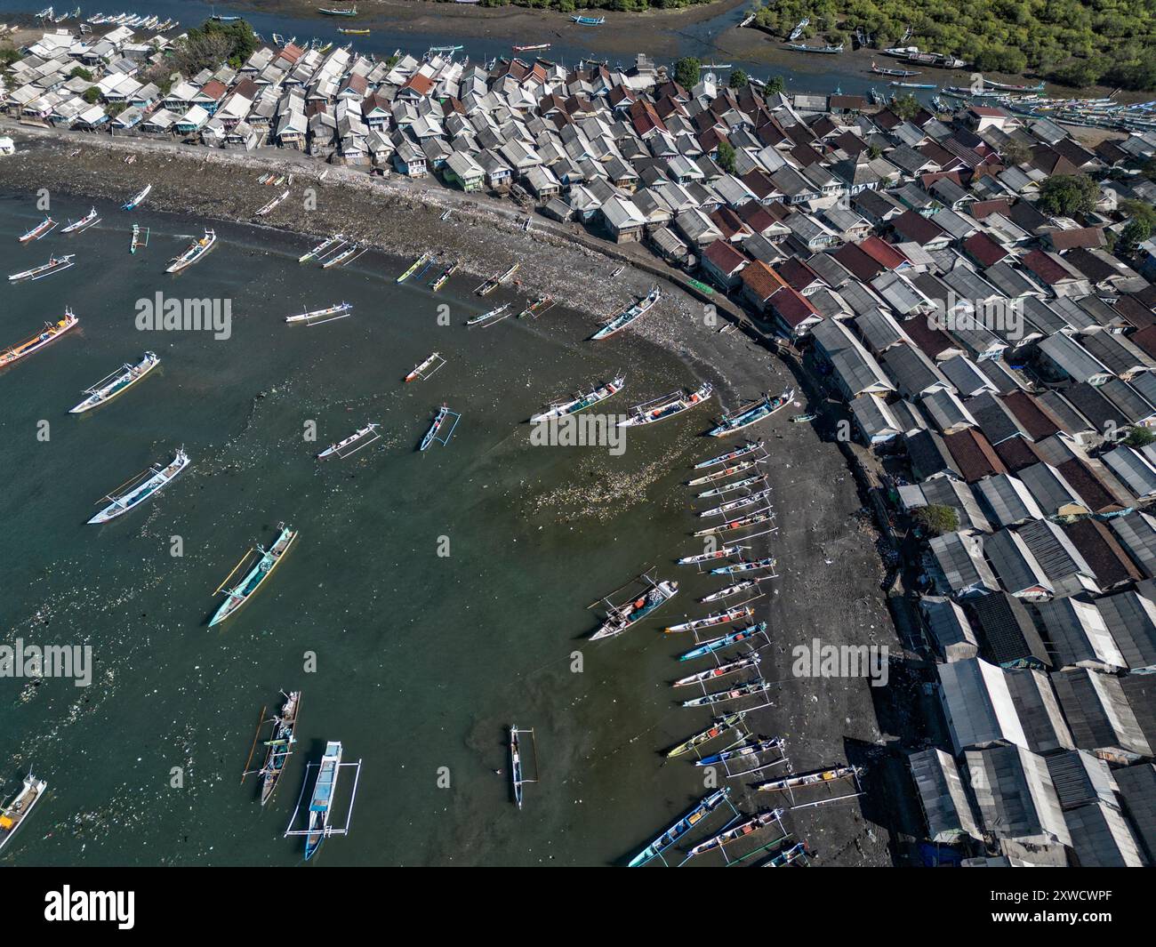Tanjung luar fish market hi-res stock photography and images - Alamy