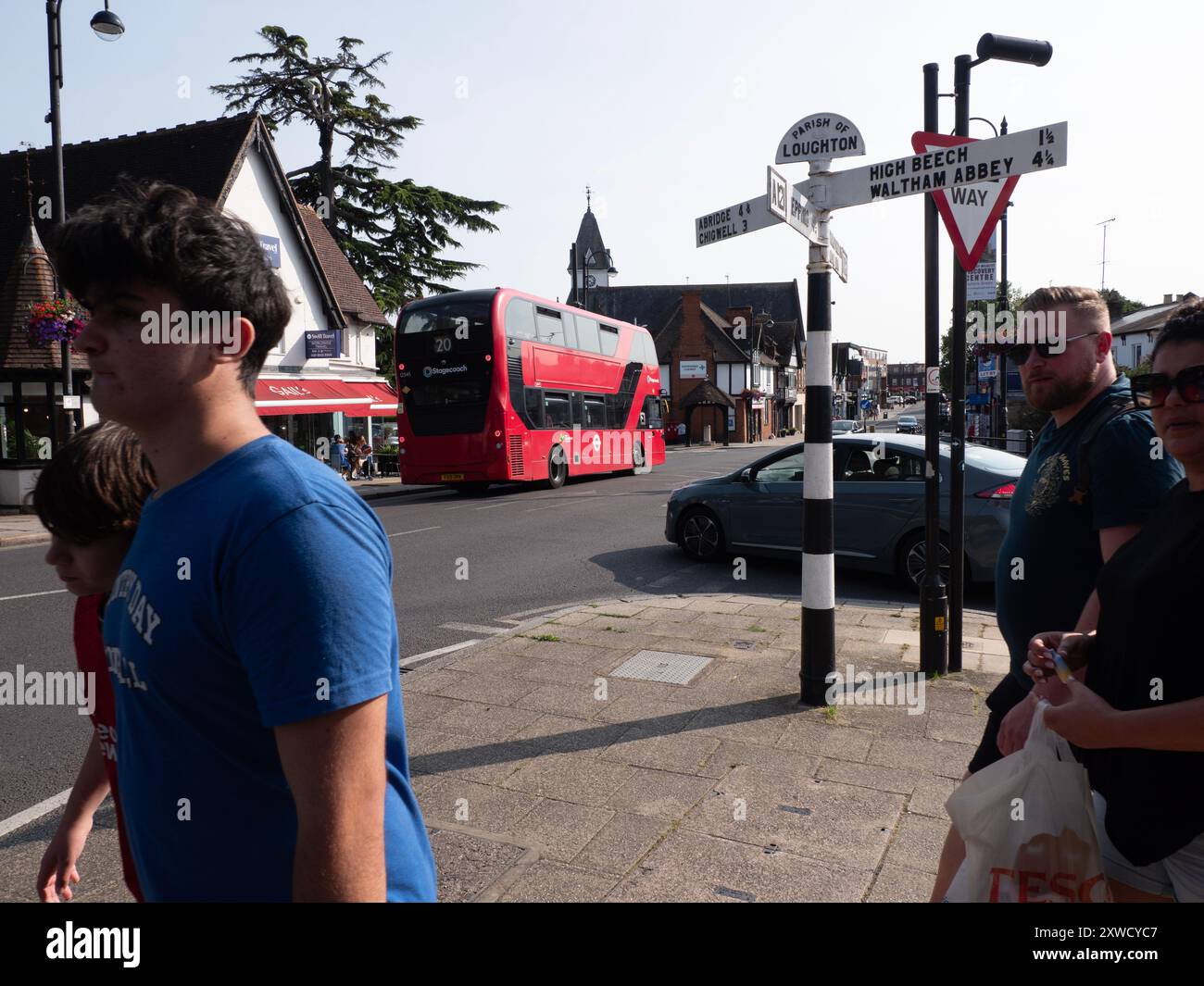 Loughton and high street hi-res stock photography and images - Alamy