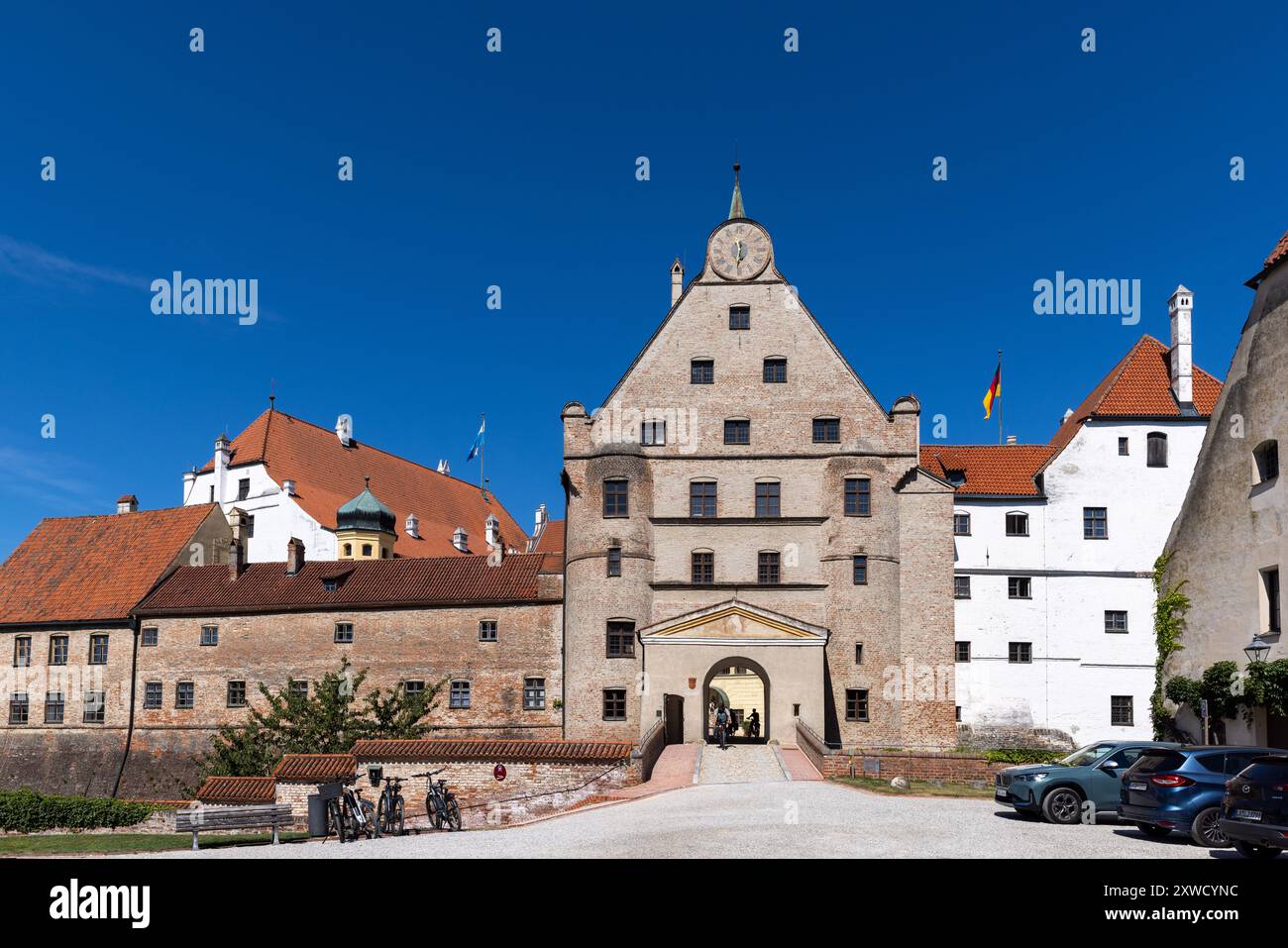 Trausnitz castle city lower bavaria old town hi-res stock photography ...
