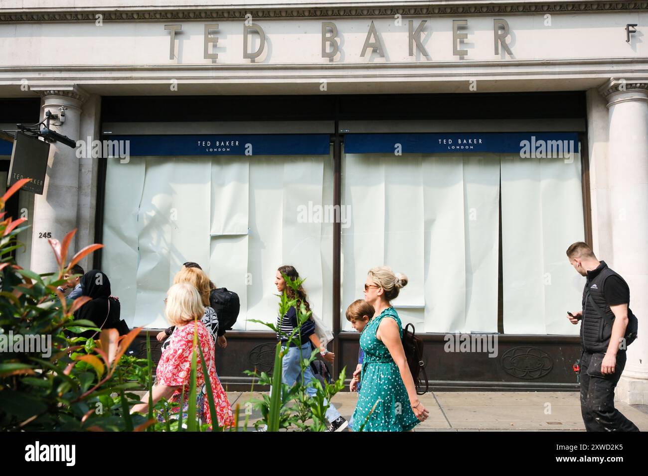Regent Street, London, UK. 19th Aug 2024. All Ted Baker stores to close, the Regent Street ...