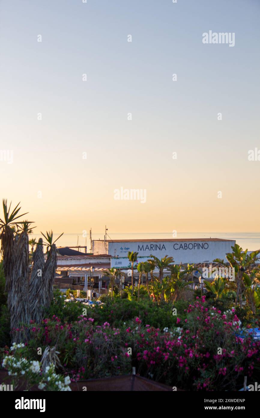 Picturesque marina tropical beach vacation hi-res stock photography and ...