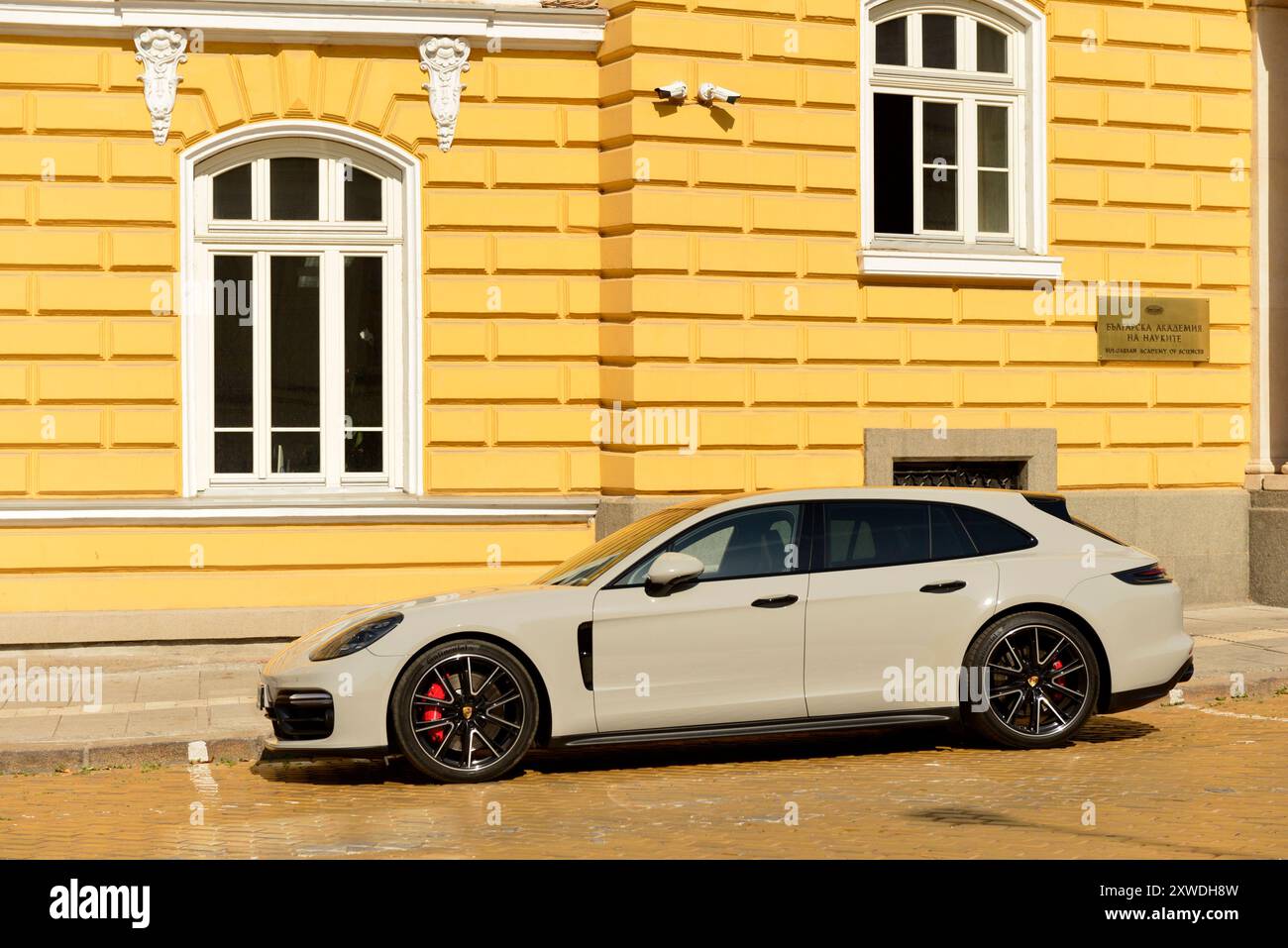 Porsche panamera wagon hi-res stock photography and images - Alamy