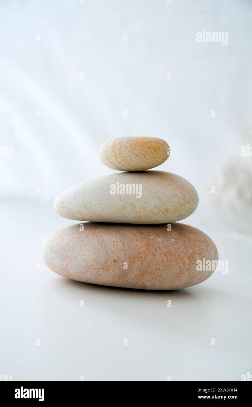 Equilibrium stones hi-res stock photography and images - Alamy