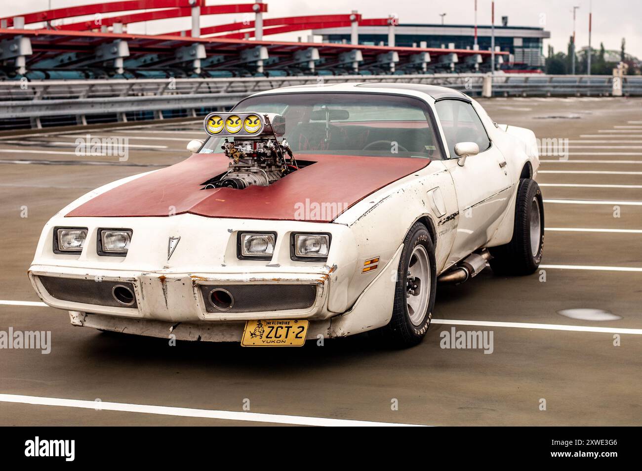 White Pontiac Trans Am Stock Photo - Alamy