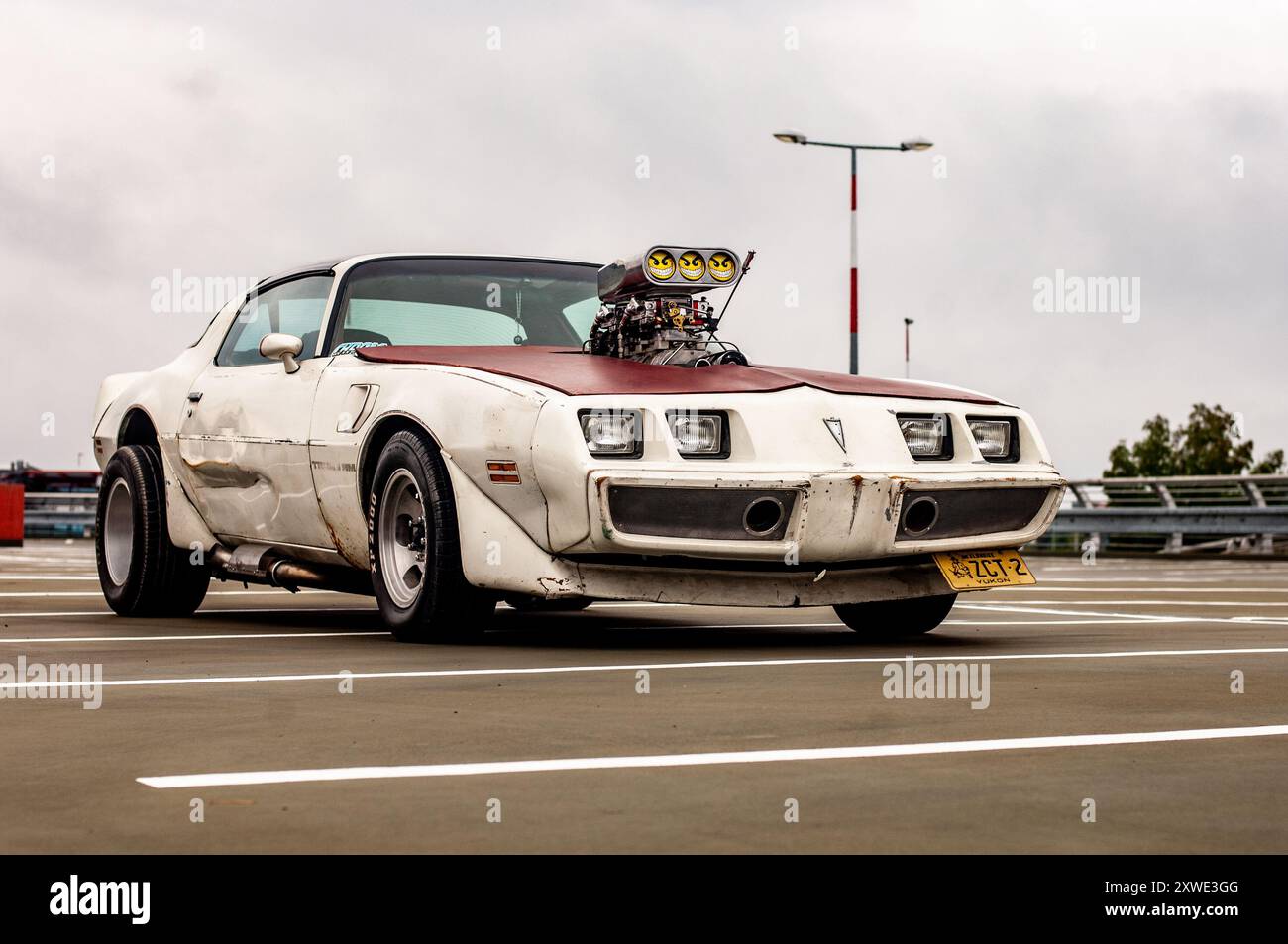 White Pontiac Trans Am Stock Photo - Alamy
