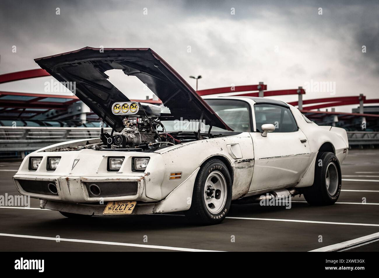 White Pontiac Trans Am Stock Photo - Alamy
