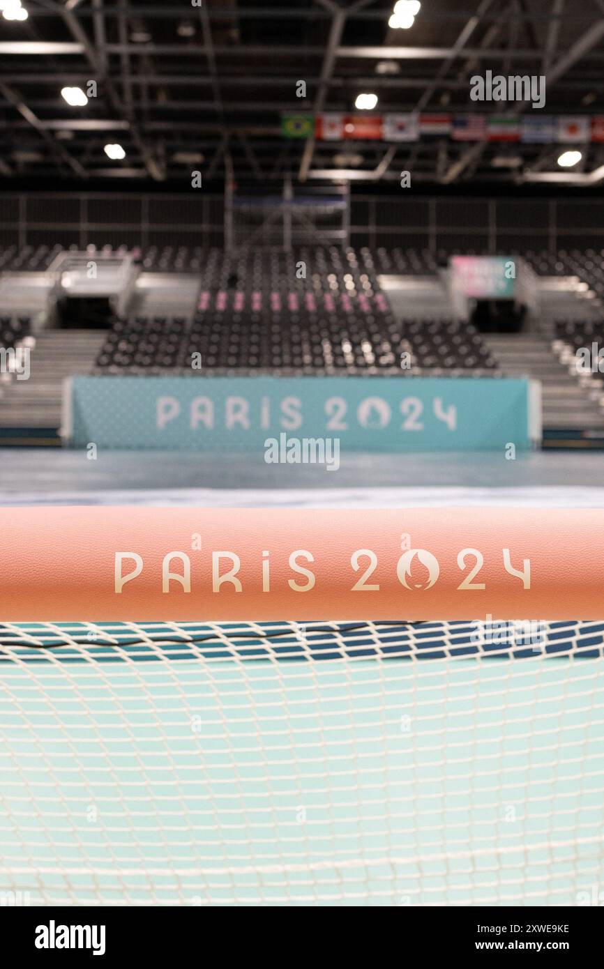 Goalball venue hi-res stock photography and images - Alamy