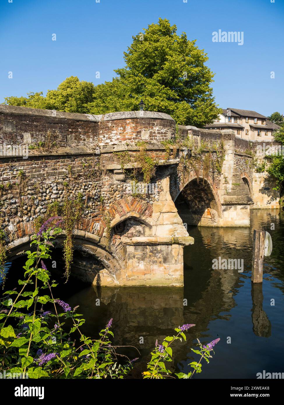 Bishops Bridge, Medieval, River Wensum, Norwich, Norfolk, England, UK ...