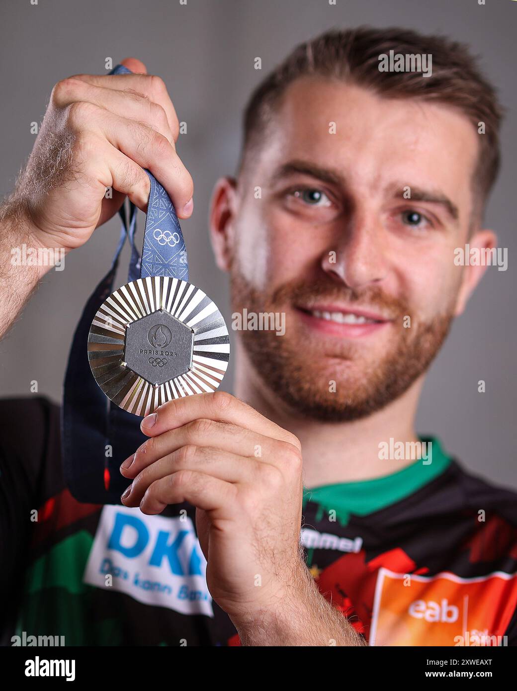 Magdeburg, Germany. 19th Aug, 2024. Handball SC Magdeburg - Team shoot ...
