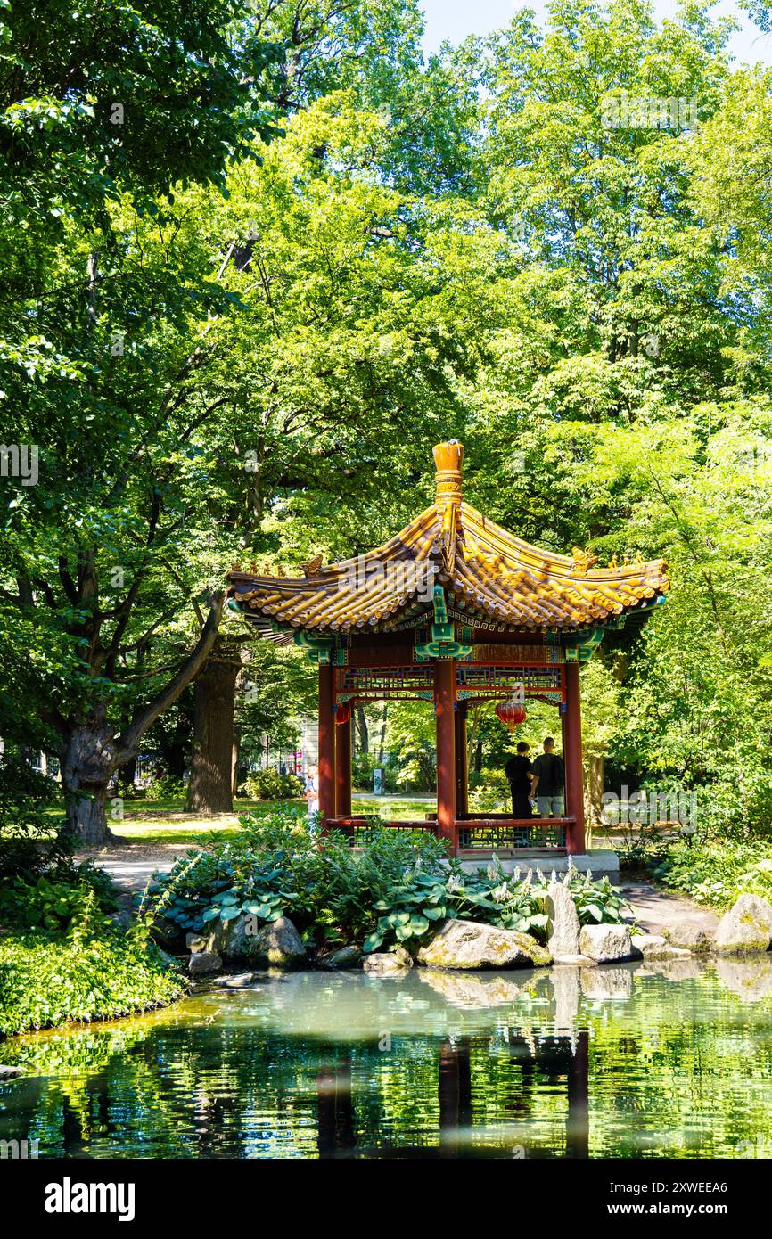Chinese pavilion at the Chinese Garden at the Royal Baths Park (Park ...