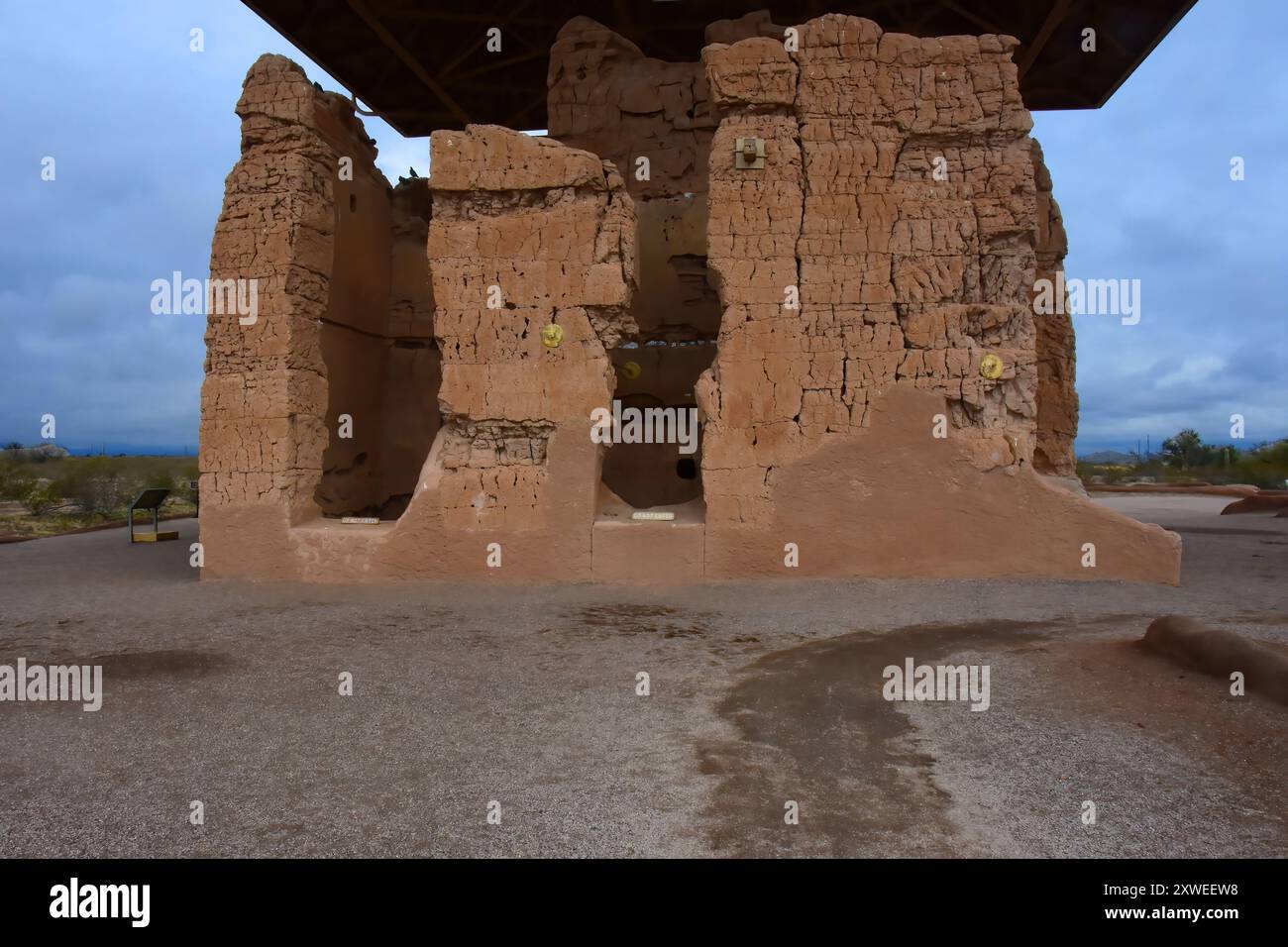 Ancient Casa Grande Ruins National Monument of the Pre-columbian ...