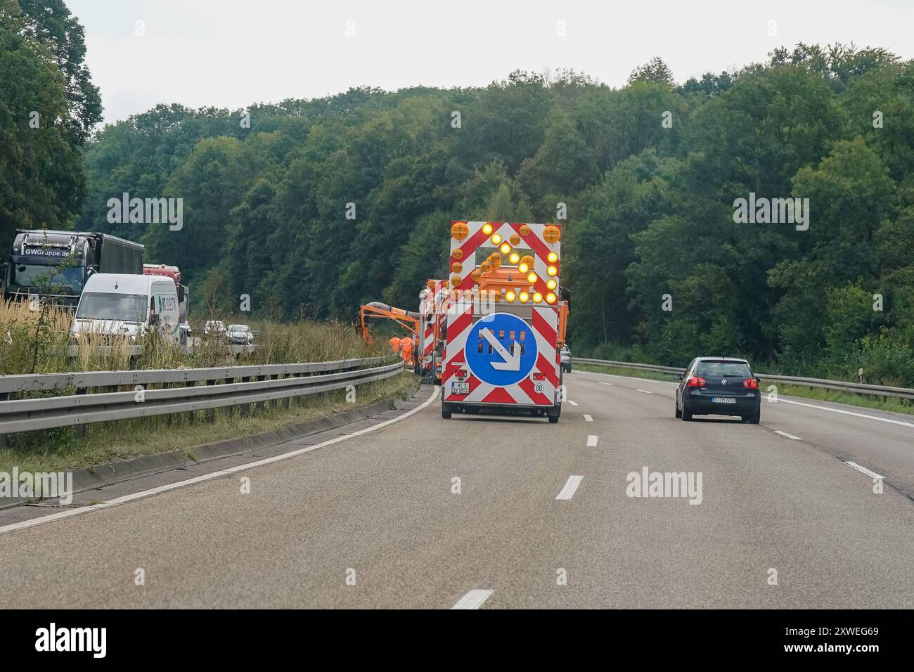 Sicherheitsfahrzeug hi-res stock photography and images - Alamy
