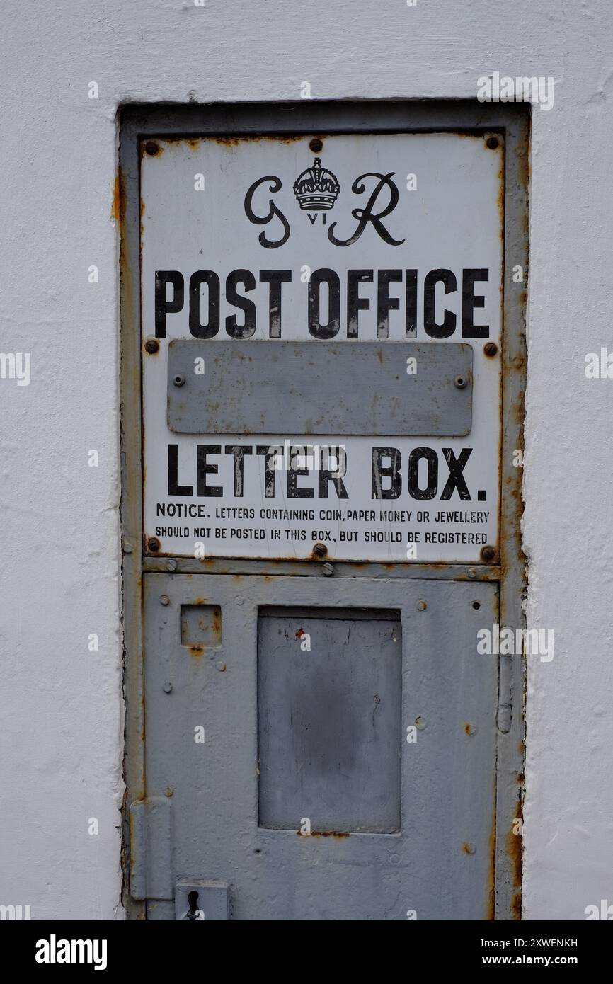 Decommissioned post box hi-res stock photography and images - Alamy