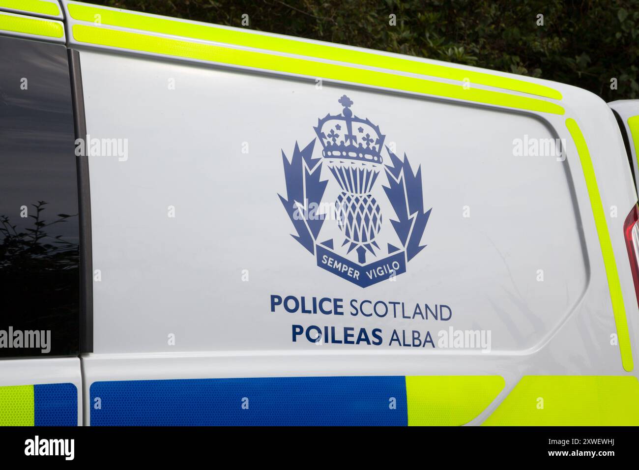 Uk police logo hi-res stock photography and images - Alamy