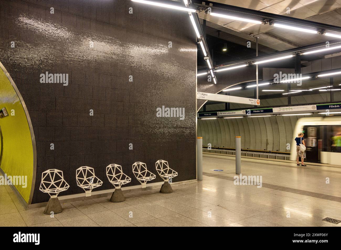 Budapest Metro Station Stock Photo - Alamy