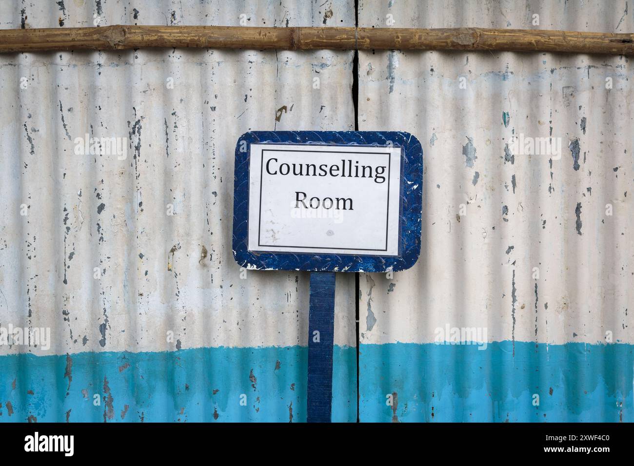 Triage center hi-res stock photography and images - Alamy