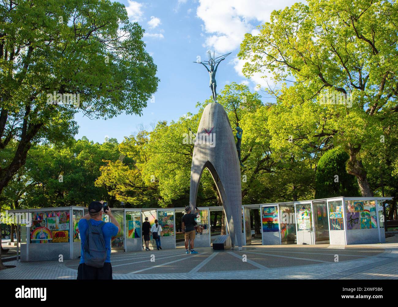 The Children's Peace Monument, Hiroshima Peace Memorial Park, Hiroshima ...