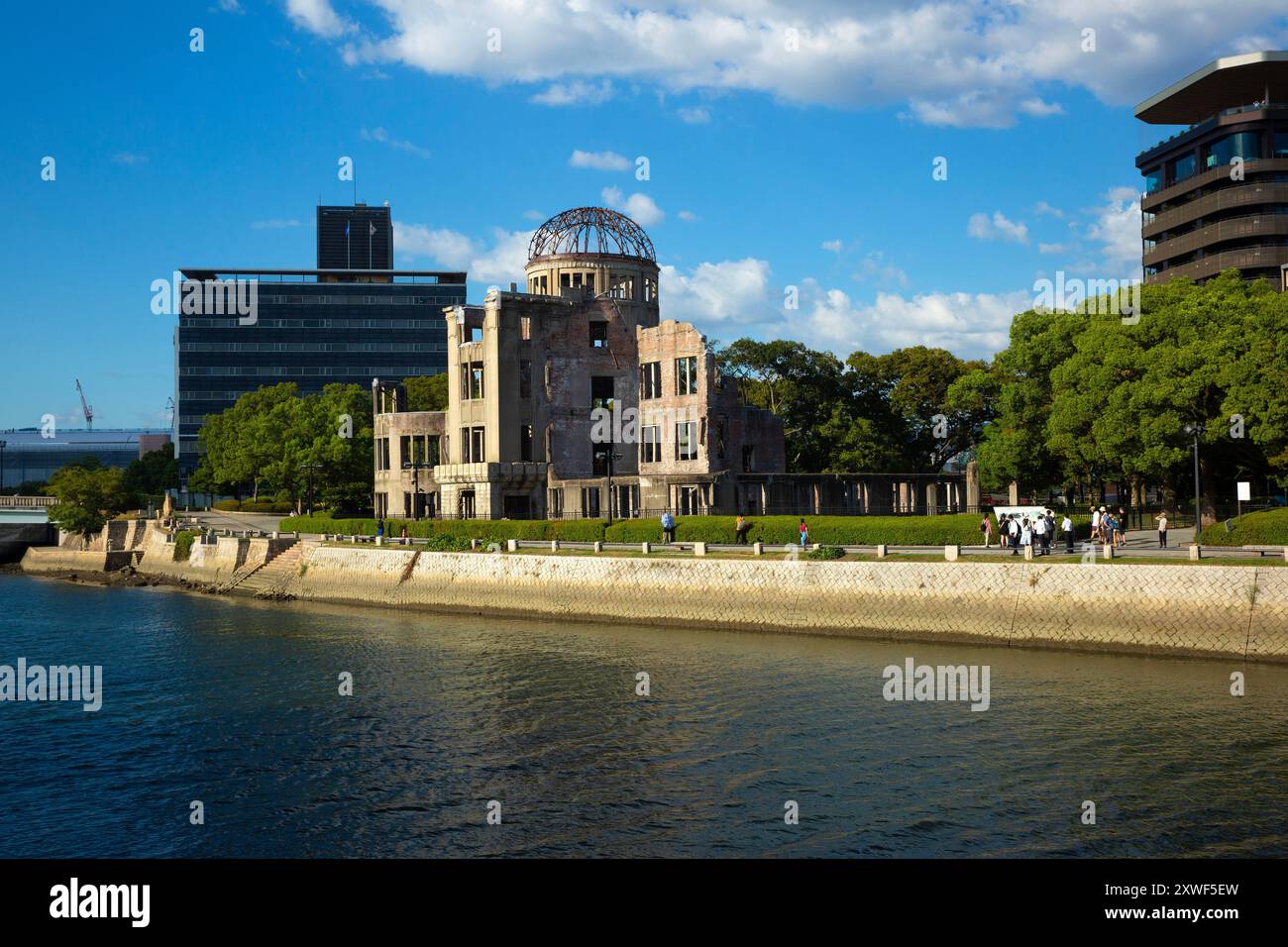 Hiroshima bomb victims hi-res stock photography and images - Alamy