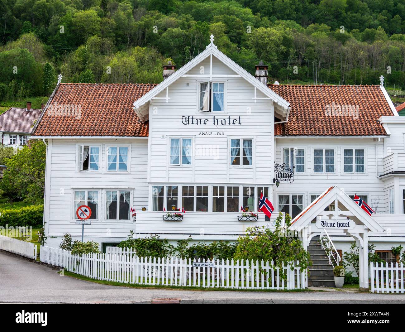 Utne hardangerfjord hi-res stock photography and images - Alamy