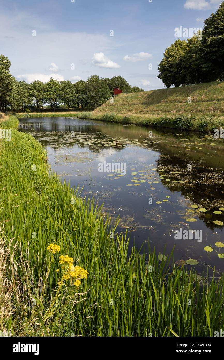 Summer view of historic Fort Bourtange in Groningen in the Netherlands ...