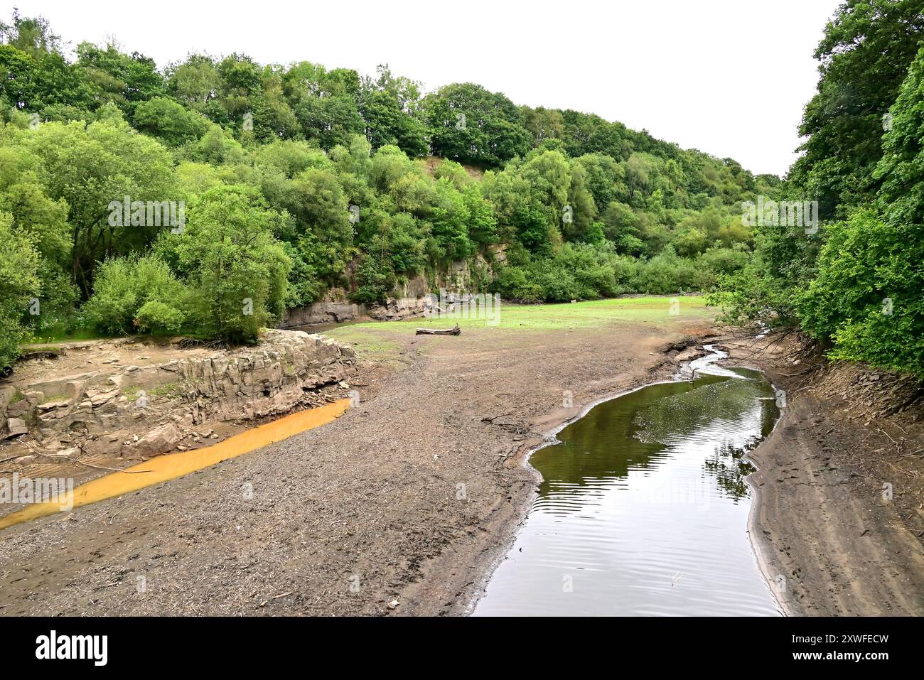 Around the UK - Low water Levels at Jumbles Reservoir in August 2024 ...