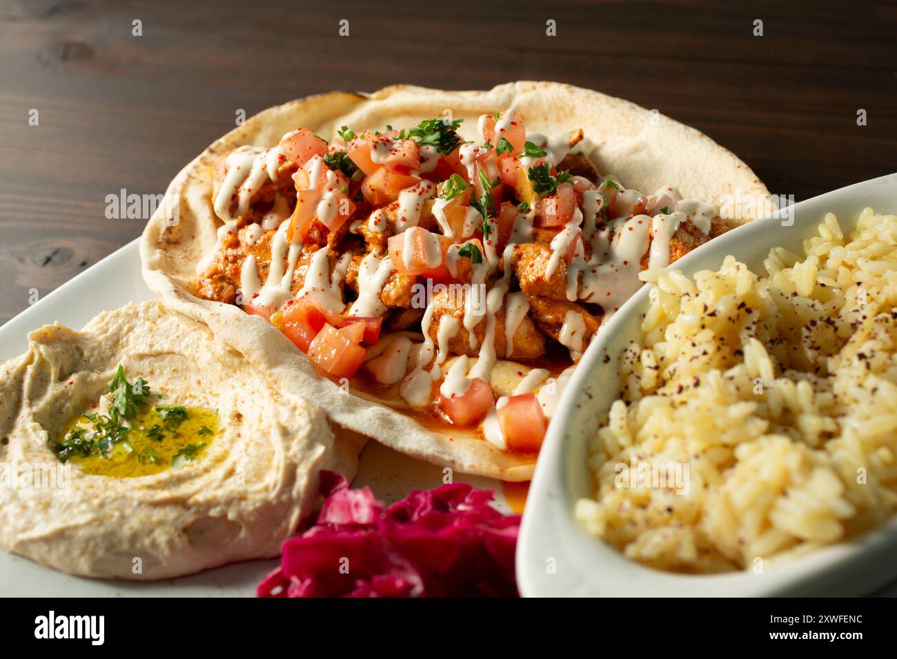 Chicken shawarma wrap hi-res stock photography and images - Alamy