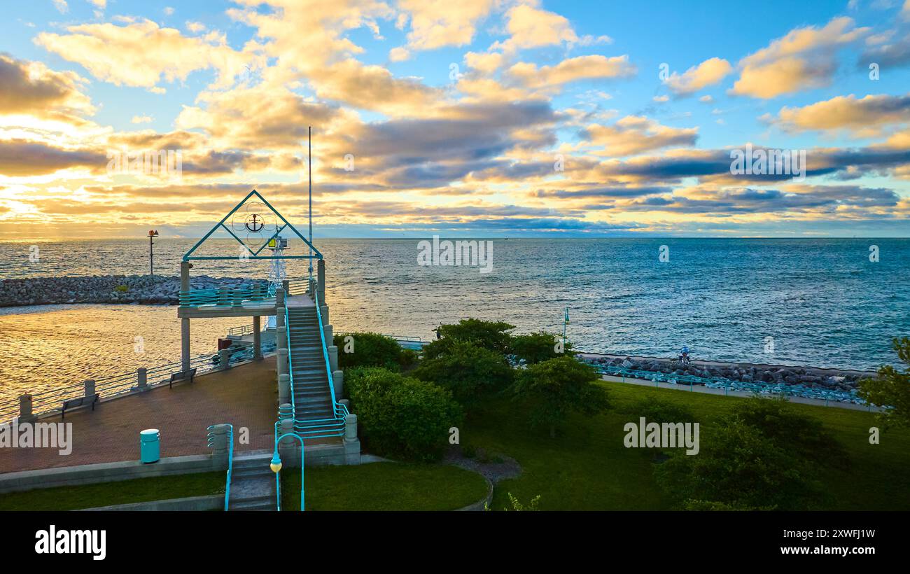 Racine south pier hi-res stock photography and images - Alamy