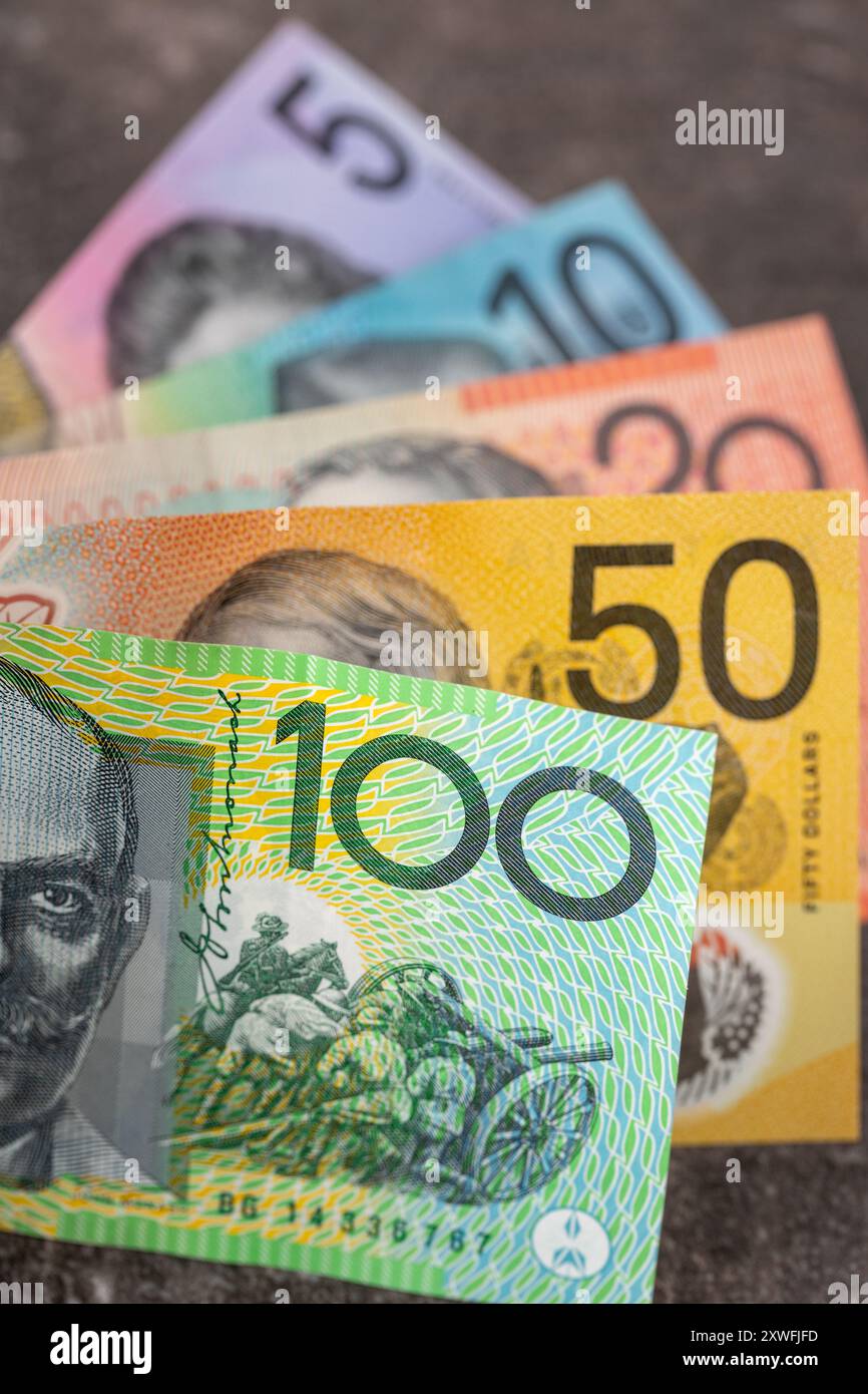 Australia finance, Australian dollars, Various paper money, Business ...