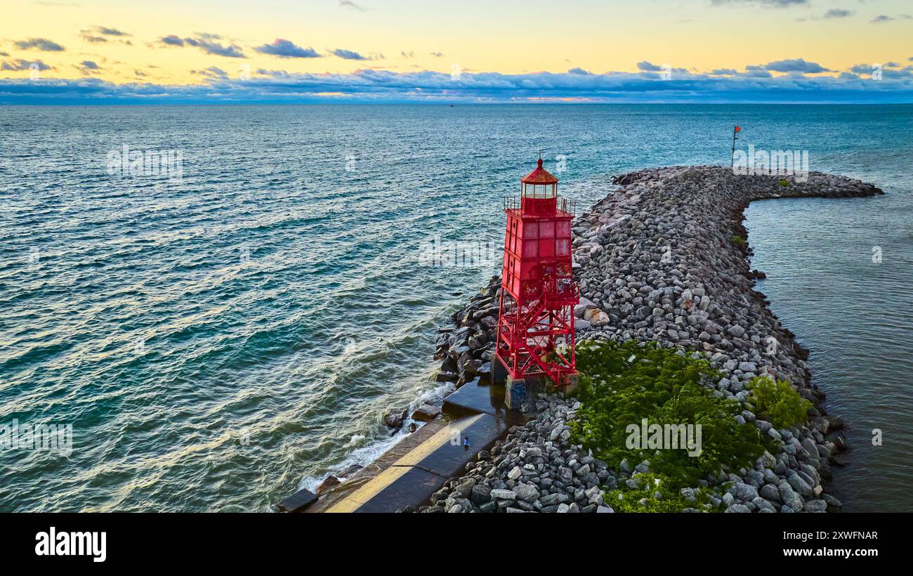 Racine breakwater lighthouse hi-res stock photography and images - Alamy