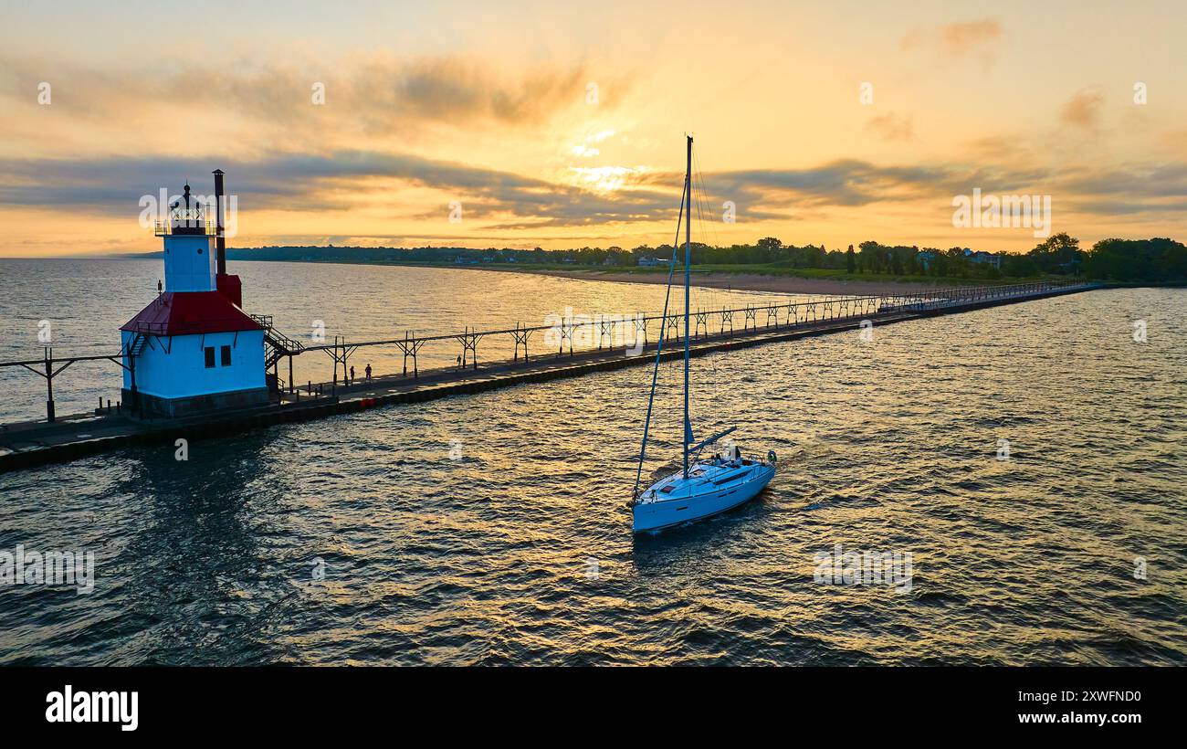 St. joseph north pier lighthouse sunset hi-res stock photography and ...