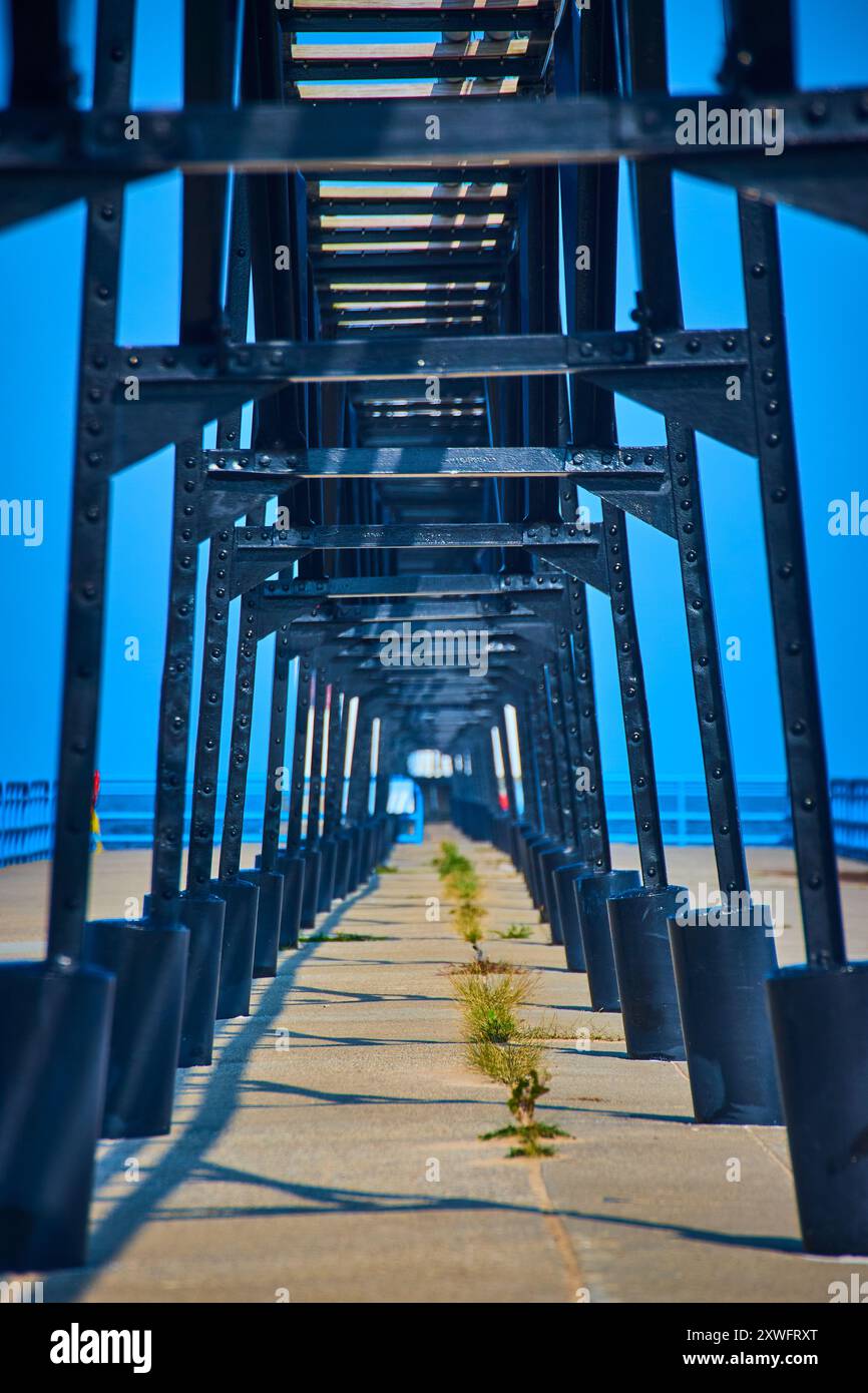 Robust pier hi-res stock photography and images - Alamy