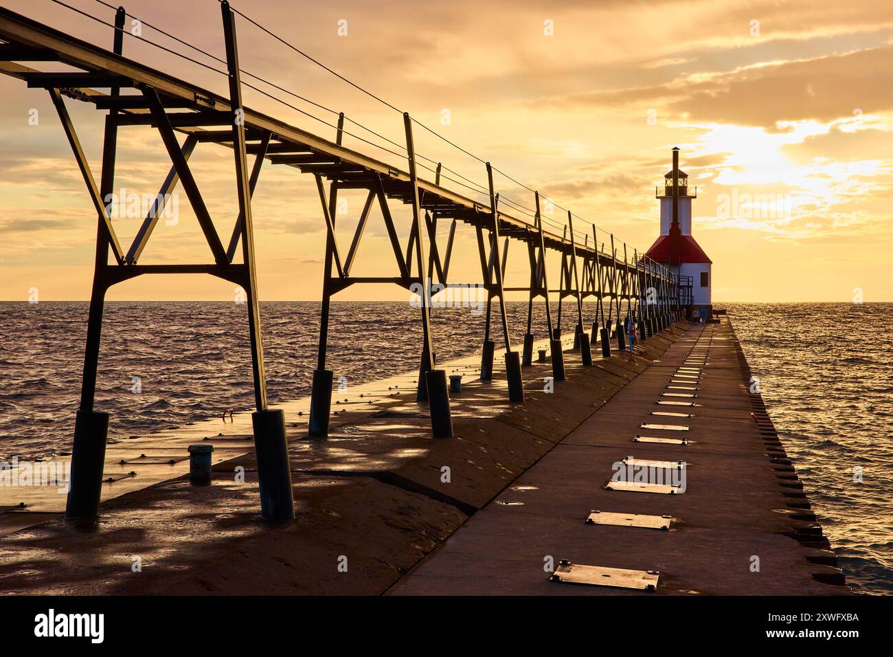 St. joseph north pier lighthouse sunset hi-res stock photography and ...