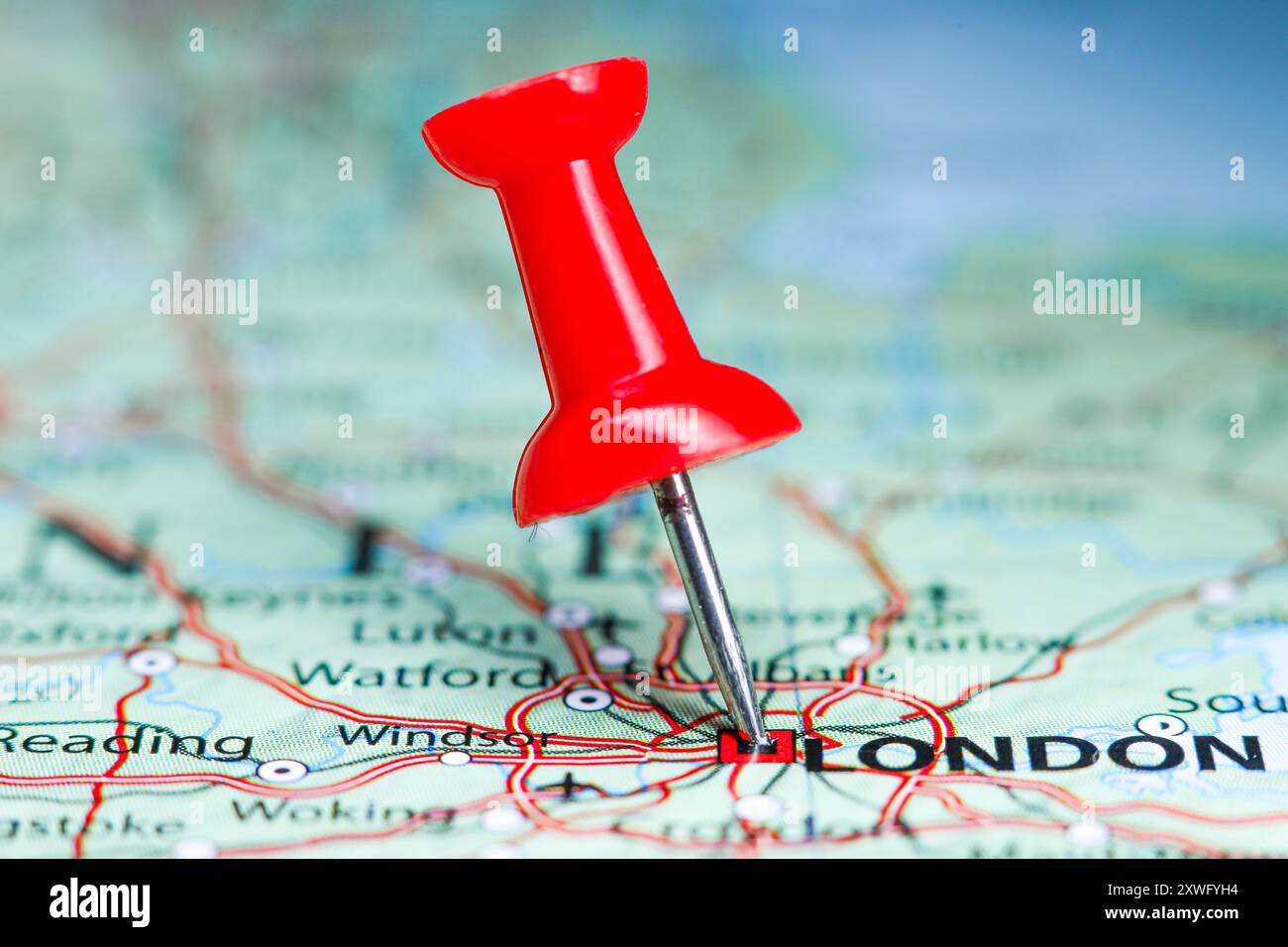 Map city london map pin hi-res stock photography and images - Alamy