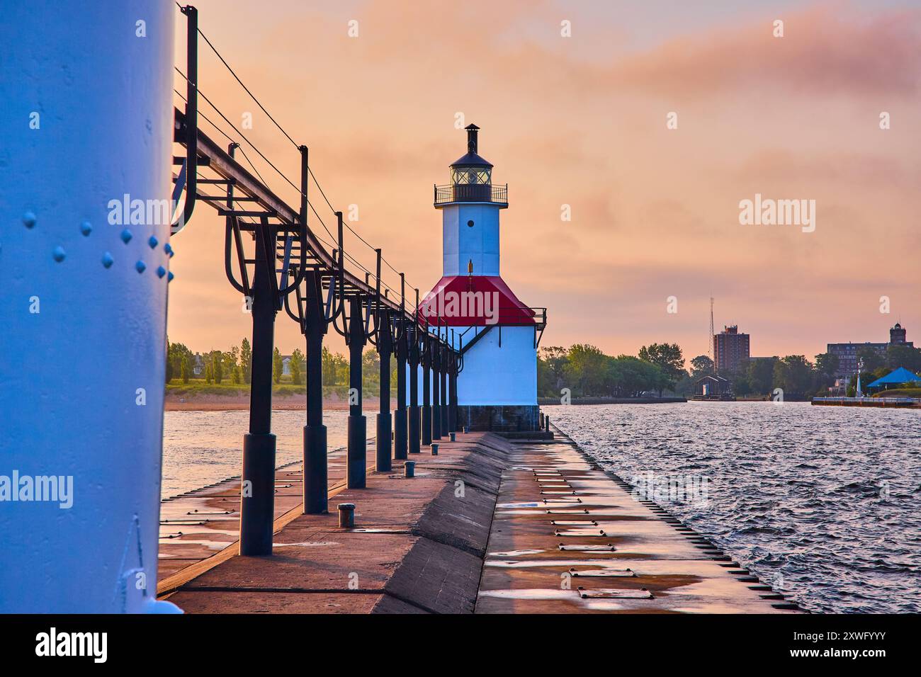 Maritime framework hi-res stock photography and images - Alamy