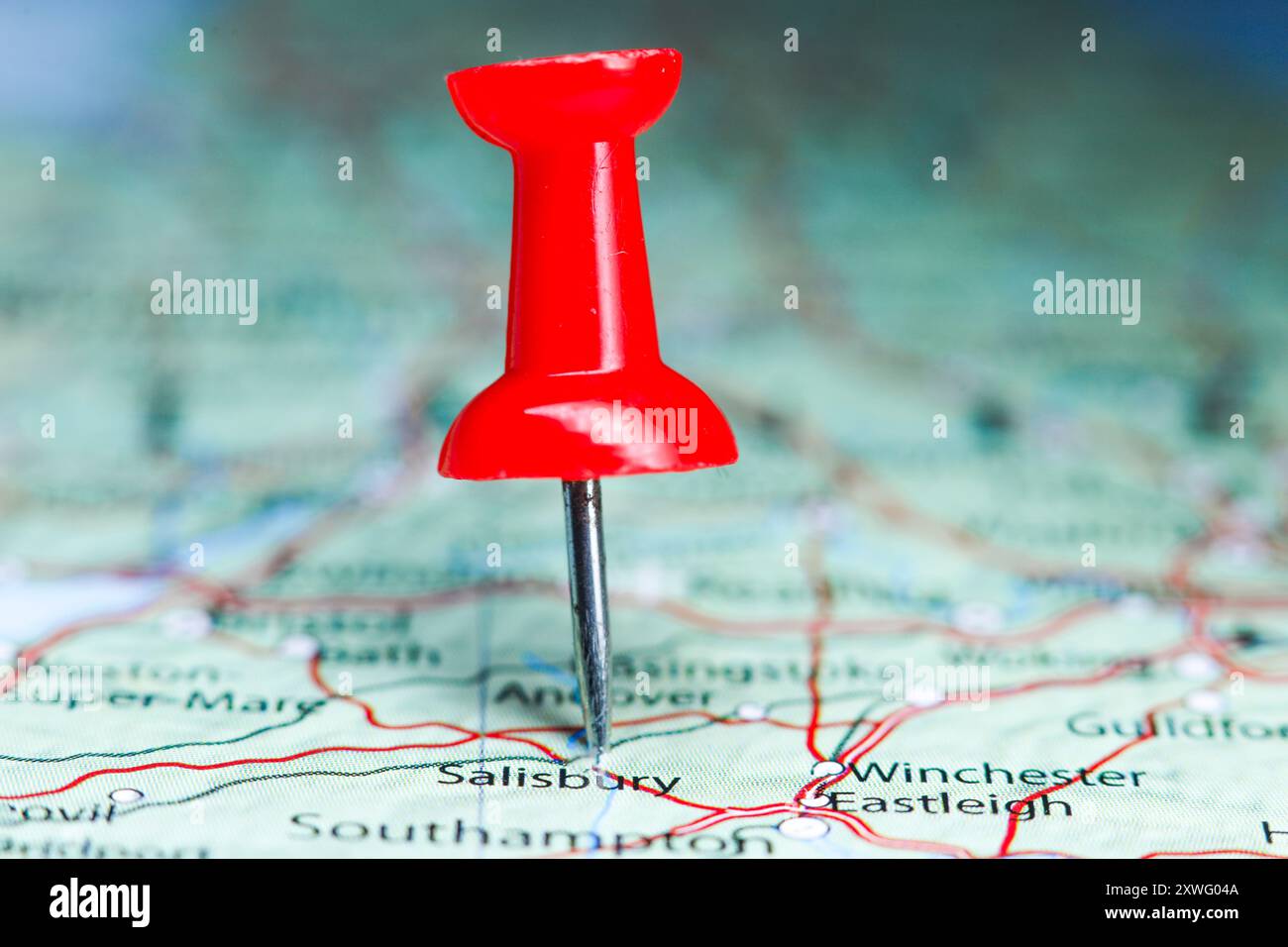 Salisbury, Wiltshire, England pin on map Stock Photo - Alamy