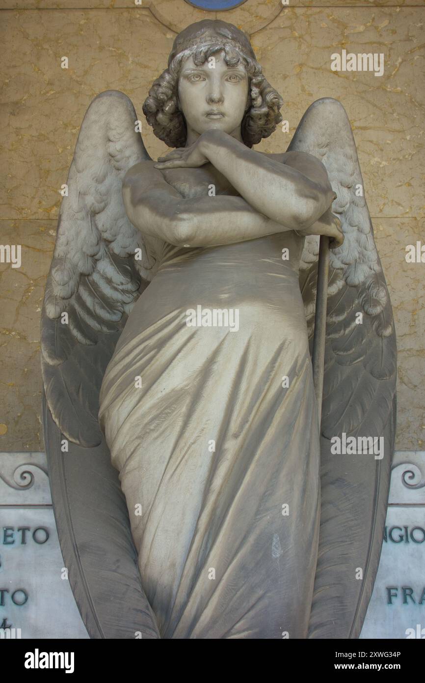 Winged Angel statue Stock Photo - Alamy