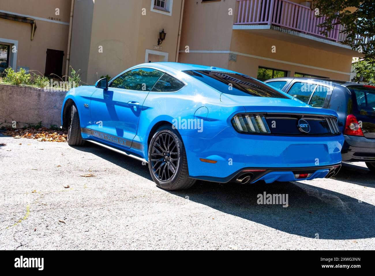 iconic blue sports car Stock Photo - Alamy