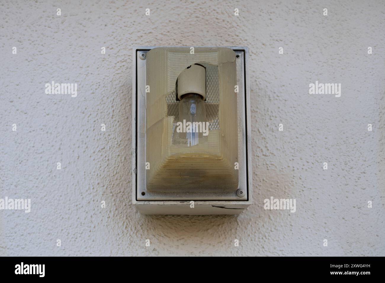 Rusted outdoor light fixture hi-res stock photography and images - Alamy