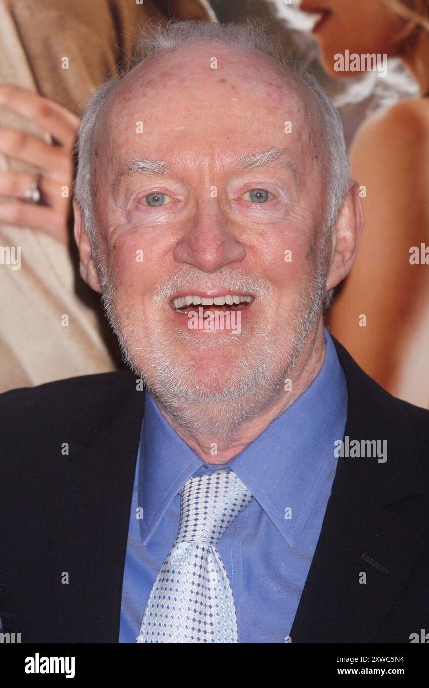 Jim Norton attends the premiere of FOX 2000 Pictures' "Water for ...