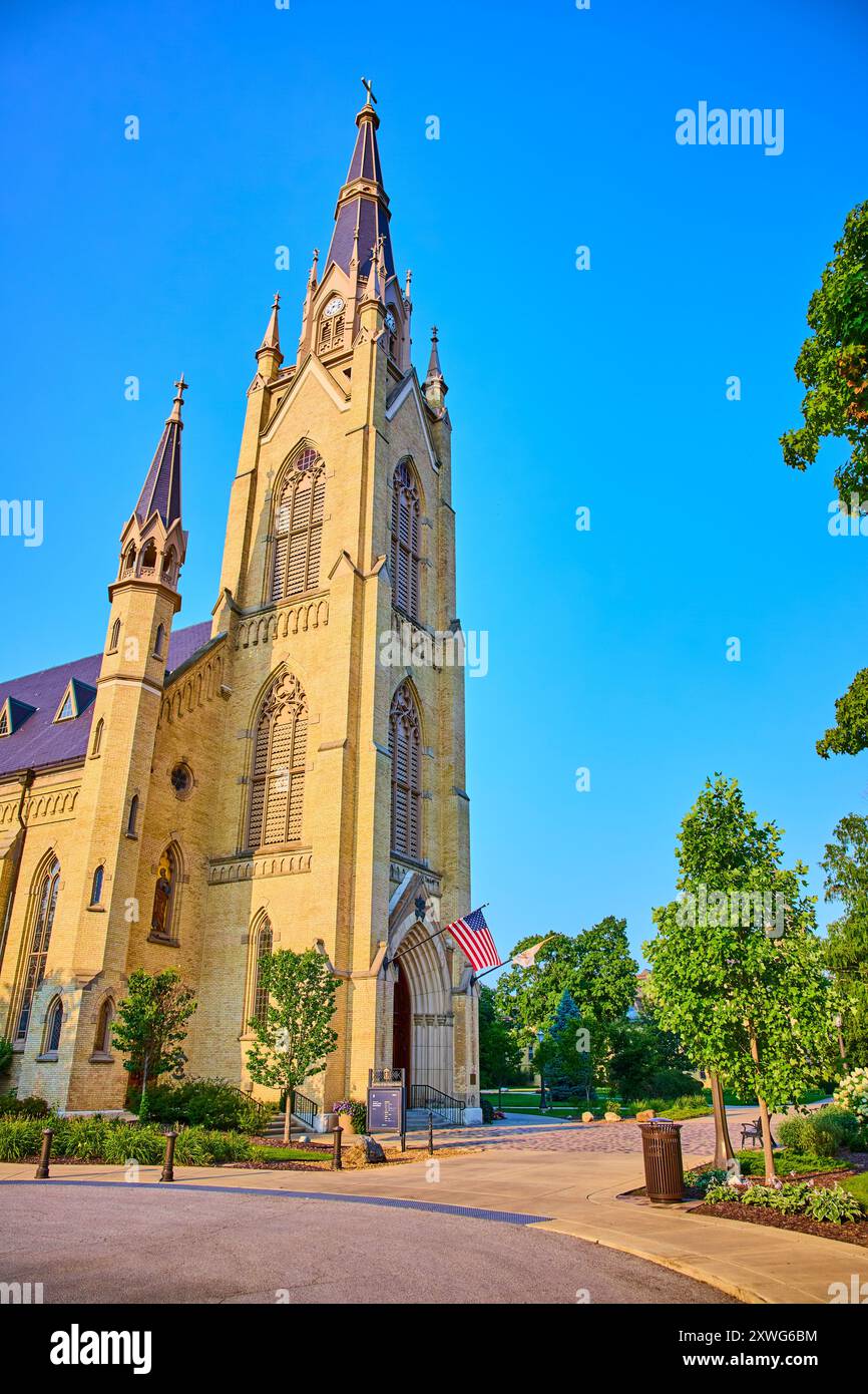 American gothic architecture hi-res stock photography and images - Alamy