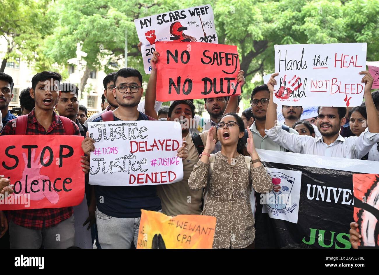 Rg kar hospital hi-res stock photography and images - Alamy