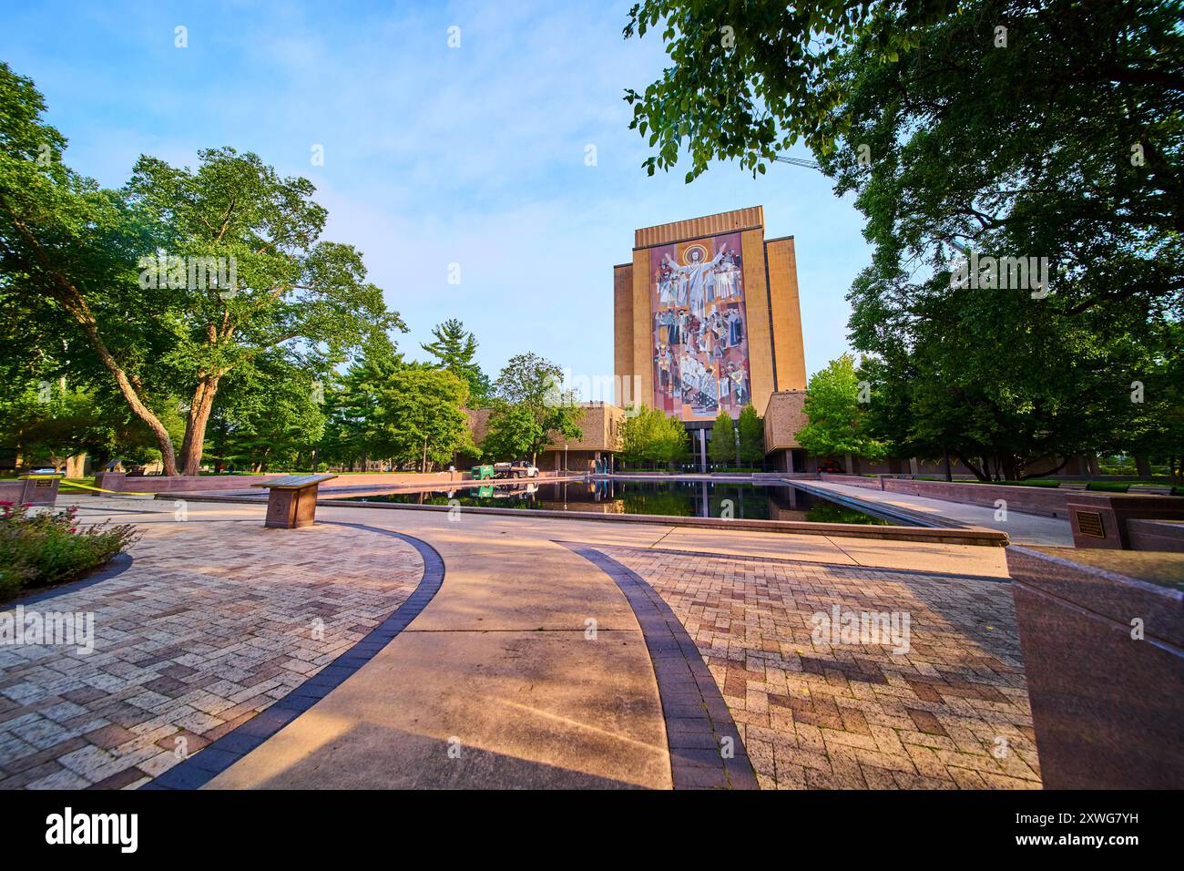 Hesburgh Library Touchdown Jesus Mural Reflected in Pool from Walkway ...