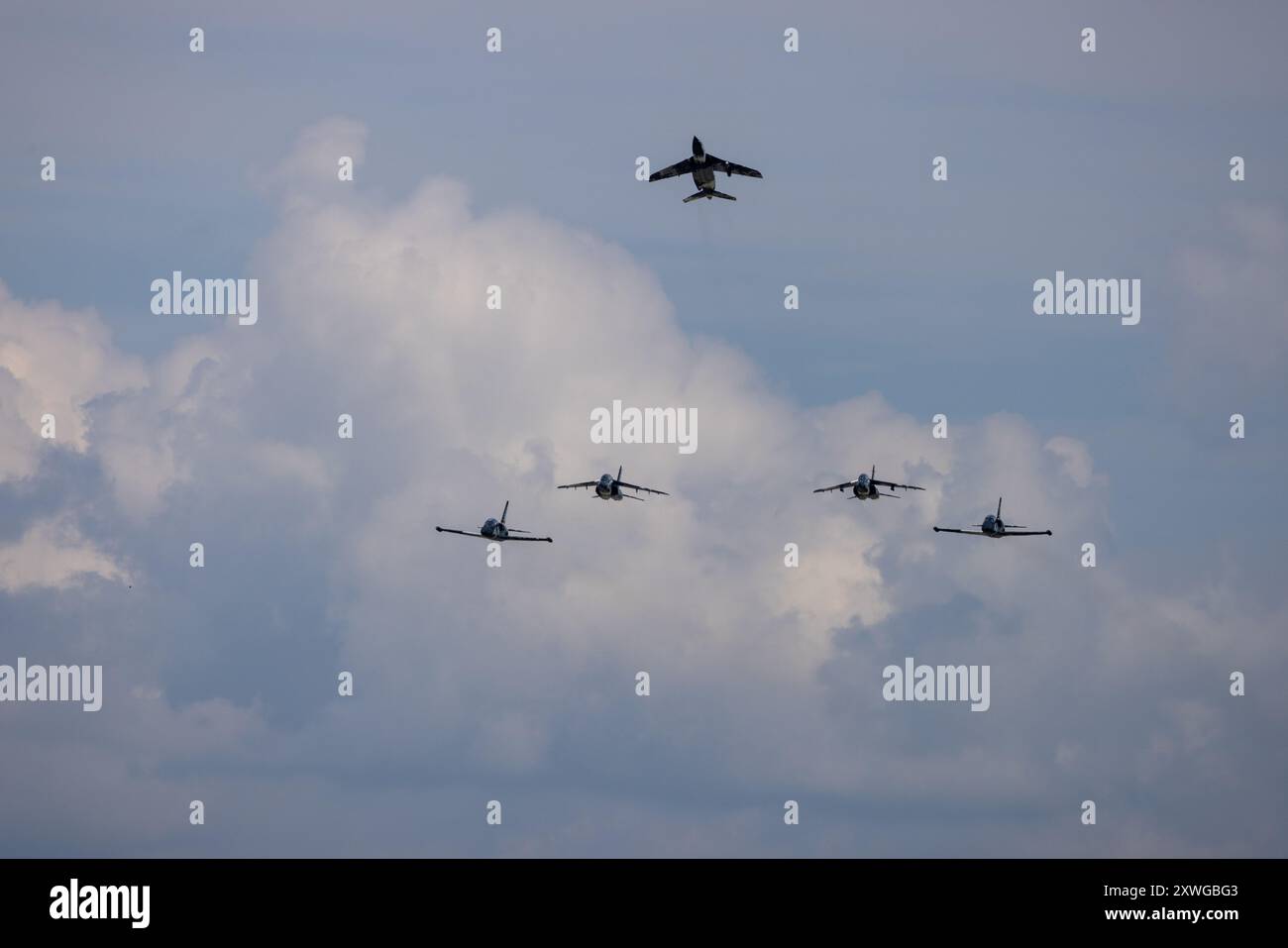 Kennedy Space Center, USA. 19th Aug, 2024. Jet flyover and briefing ...