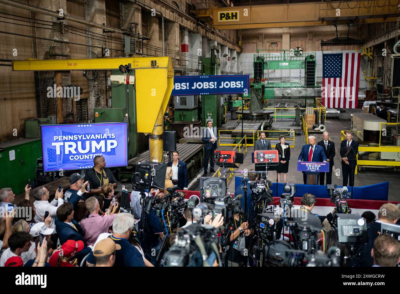 York, United States. 19th Aug, 2024. Republican Presidential candidate ...