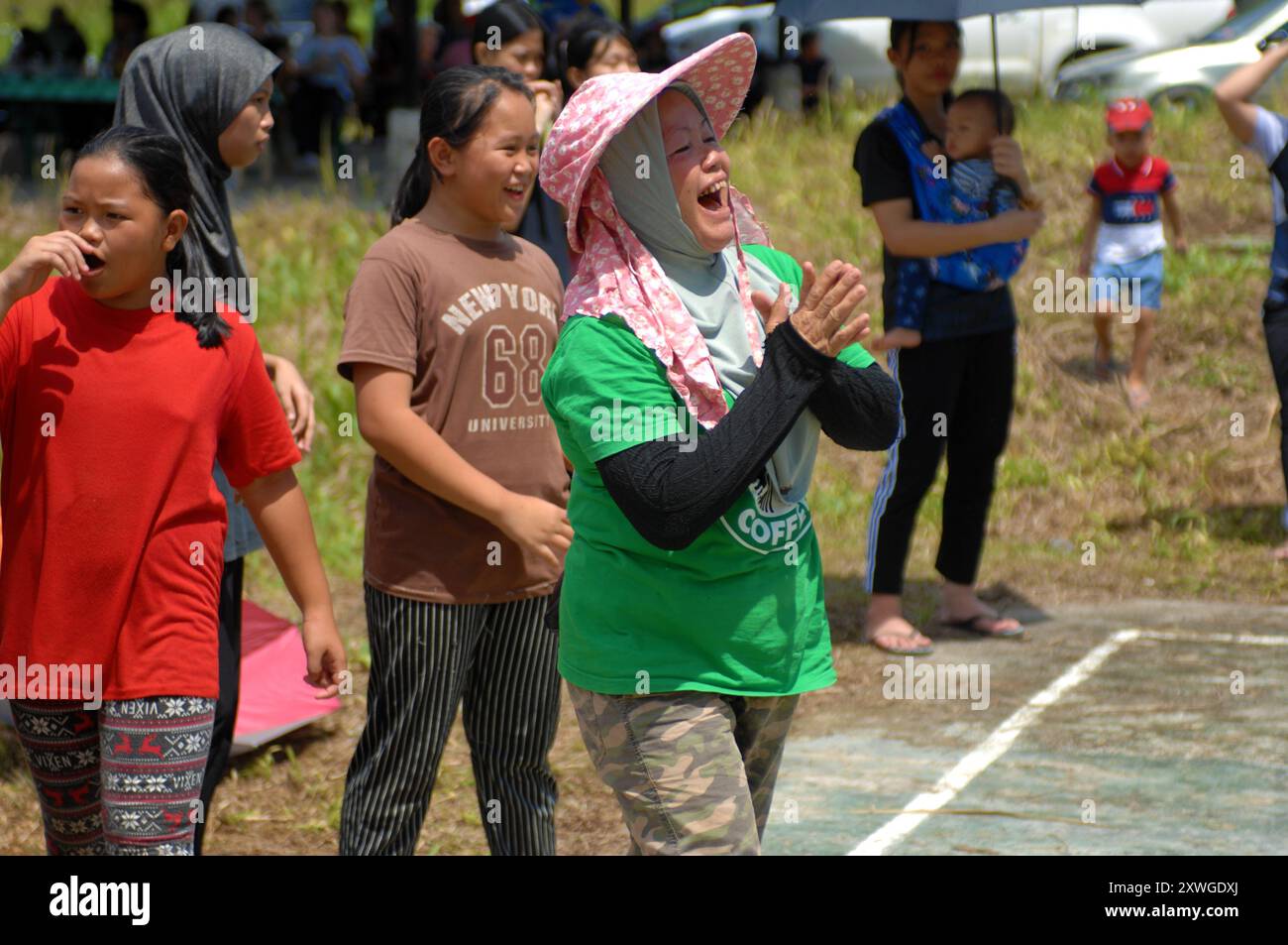 Coconut Ten Pin Bowling at a community festival, Bongkud, Ranau, Sabah, Malaysia Stock Photo - Alamy