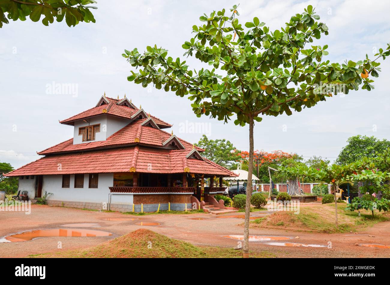 Unique traditional tile roof houses of Kerala, India Stock Photo - Alamy